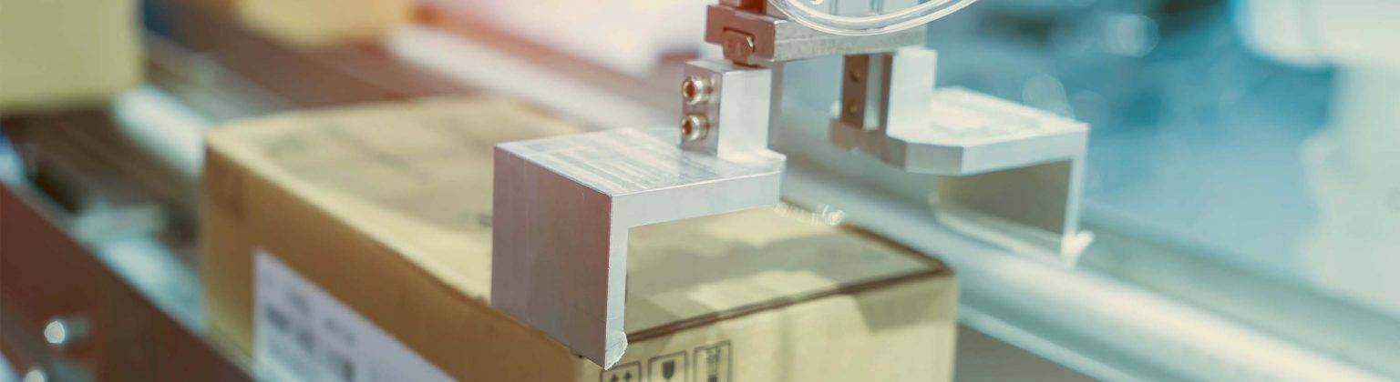 Adam Hunia - Lincoln International LLC